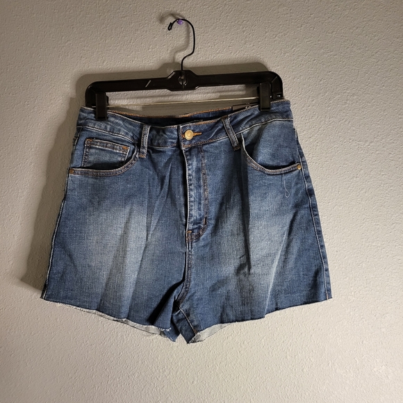 Fashion Nova | Shorts | Cute Daisy Dukes | Poshmark